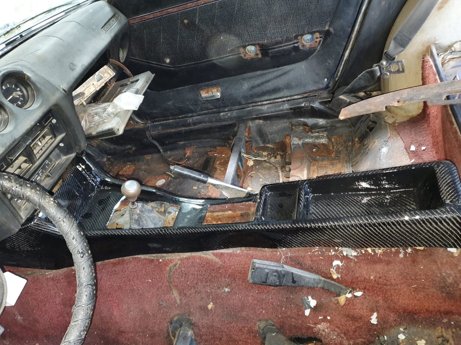 Datsun 240z 260z 280z Center console – JP Fiber Shop