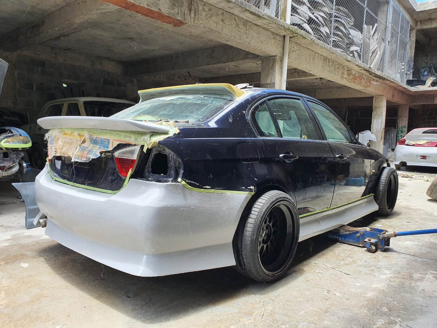 Bmw e90 sideskirts Bn v1 Style Only FRP – JP Fiber Shop